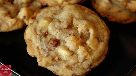 White Chocolate Toffee Mac Nut Cookies | Mrs Kringle's Kitchen